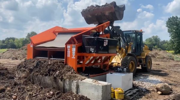 EZ-Screen 1700: The Rugged & Versatile Topsoil Screener